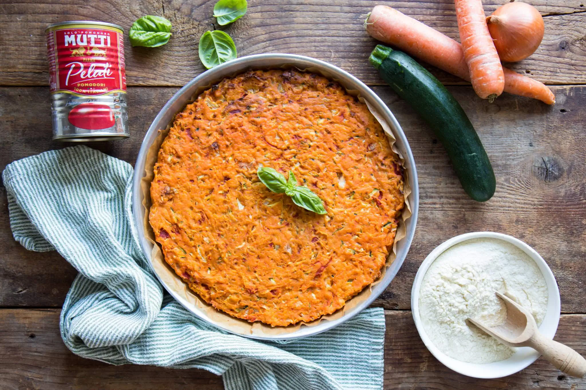 Sardinian Pizza with vegetables | Mutti Recipe