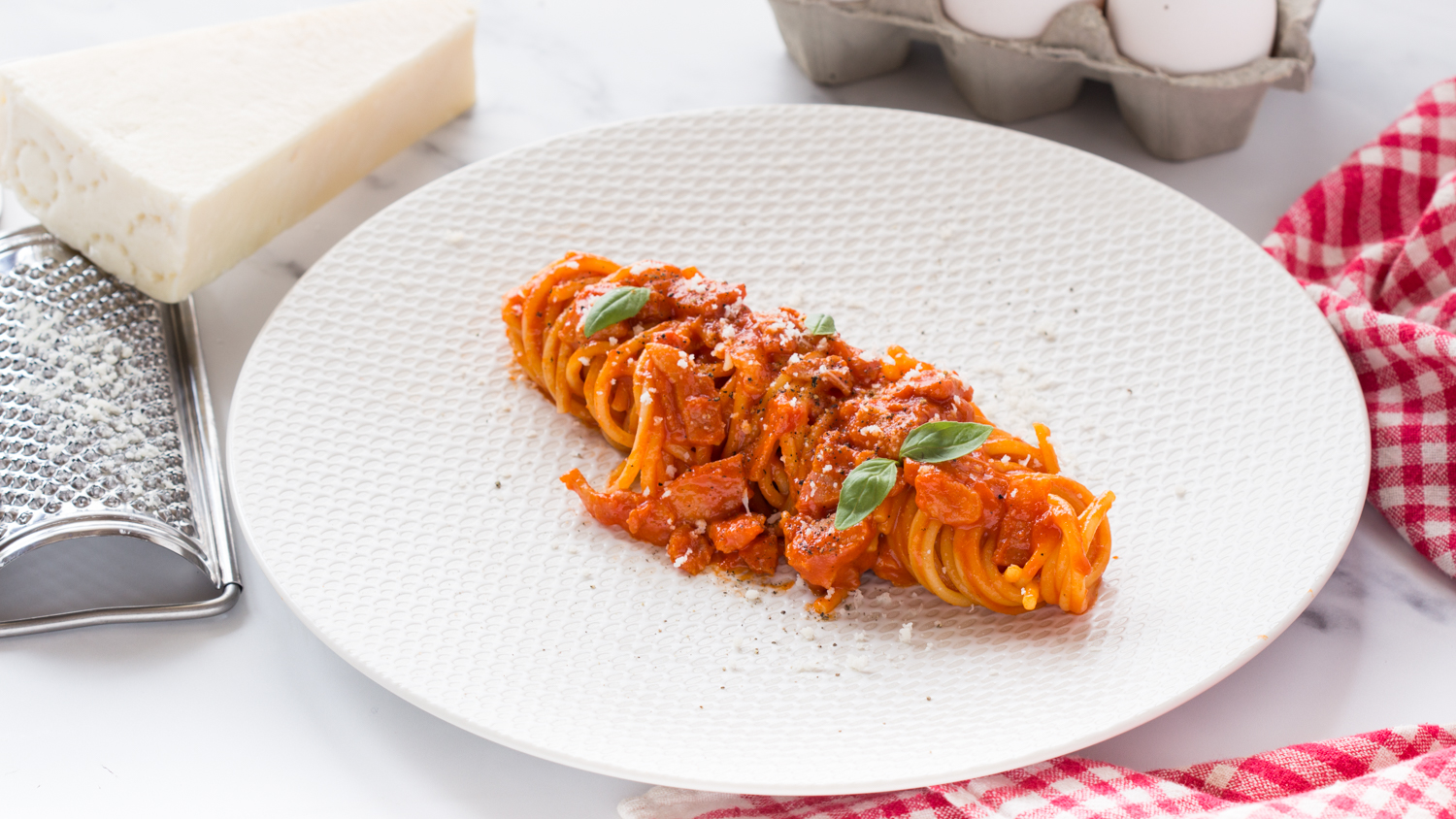 how to make a pasta sauce using passata